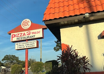 3 Best Pizza Places in Tampa, FL - Expert Recommendations