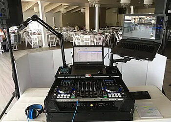 3 Best DJs in Hampton, VA - Expert Recommendations