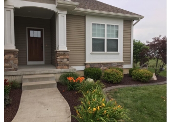 3 Best Landscaping Companies in Detroit, MI - Expert Recommendations