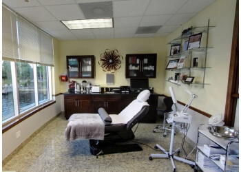 3 Best Dermatologists in Cape Coral, FL - ThreeBestRated