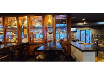 3 Best Sports Bars in Tallahassee, FL - ThreeBestRated