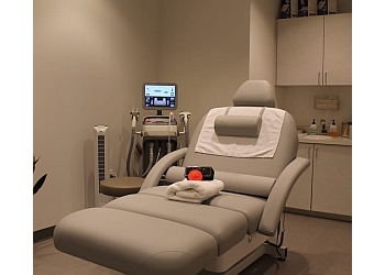 3 Best Dermatologists in Scottsdale, AZ - Expert Recommendations