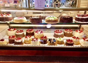 3 Best Bakeries in Detroit, MI - Expert Recommendations