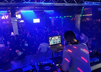 3 Best Night Clubs in Riverside, CA - Expert Recommendations