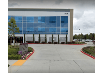 3 Best Neurosurgeons in Long Beach, CA - Expert Recommendations