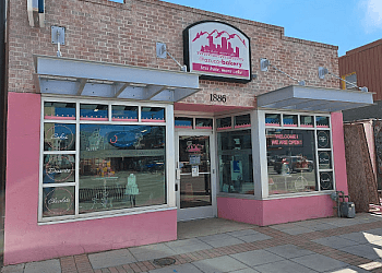 3 Best Cakes in Denver, CO - Expert Recommendations
