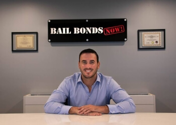 3 Best Bail Bonds in West Palm Beach, FL - ThreeBestRated