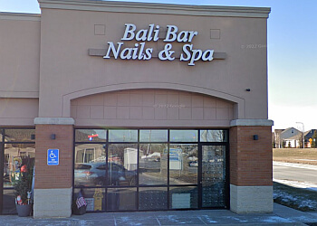 3 Best Nail Salons in Omaha, NE - Expert Recommendations