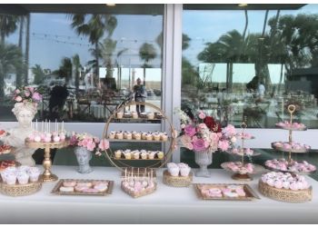 3 Best Cakes in Santa Ana, CA - Expert Recommendations