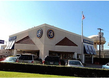 3 Best Dry Cleaners in Dallas, TX - ThreeBestRated Review