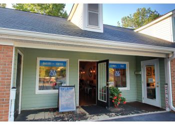 3 Best Bakeries in Columbia, SC - Expert Recommendations