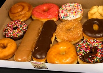 3 Best Donut Shops in Phoenix, AZ - Expert Recommendations