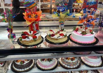 3 Best Bakeries in Kansas City, KS - Expert Recommendations