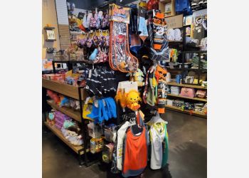 3 Best Gift Shops in Irvine, CA - Expert Recommendations