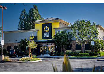 3 Best Sports Bars in Irvine, CA - Expert Recommendations