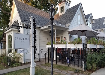 3 Best Cakes in Indianapolis, IN - Expert Recommendations