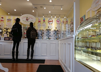 3 Best Cakes in Hartford, CT - Expert Recommendations