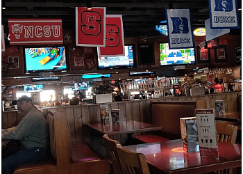 3 Best Sports Bars in Fayetteville, NC - Expert Recommendations