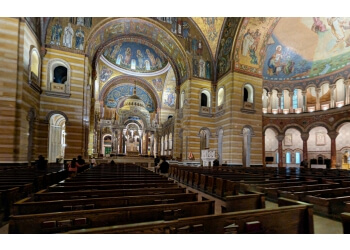 3 Best Churches in St Louis, MO - Expert Recommendations