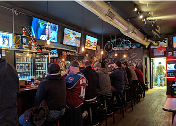 3 Best Sports Bars in Arvada, CO - Expert Recommendations