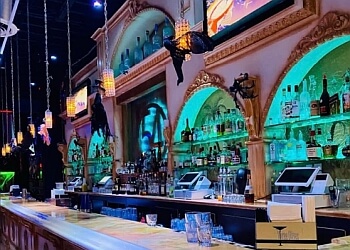 3 Best Night Clubs in Pasadena, CA - Expert Recommendations