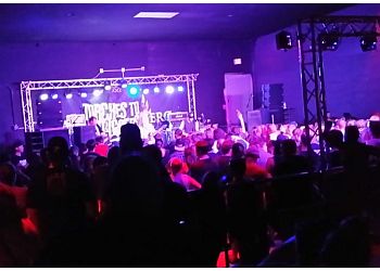 3 Best Night Clubs in Mesa, AZ - Expert Recommendations