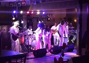 3 Best Night Clubs in Hampton, VA - Expert Recommendations