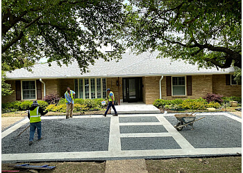 3 Best Landscaping Companies in Dallas, TX - Expert Recommendations