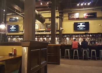 3 Best Sports Bars in Waco, TX - Expert Recommendations