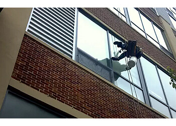 3 Best Window Cleaners in Chicago, IL - Expert Recommendations