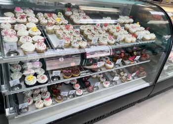 3 Best Cakes in Omaha, NE - Expert Recommendations