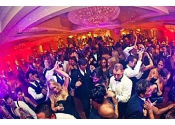 3 Best DJs in Tampa, FL - ThreeBestRated