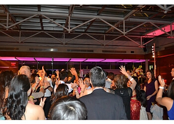 3 Best DJs in Philadelphia, PA - Expert Recommendations