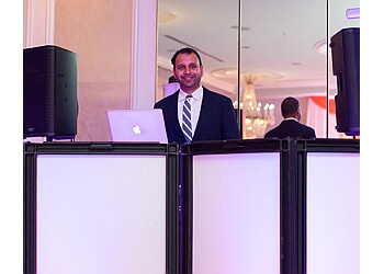 3 Best DJs in Philadelphia, PA - Expert Recommendations