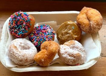 3 Best Donut Shops in Seattle, WA - Expert Recommendations