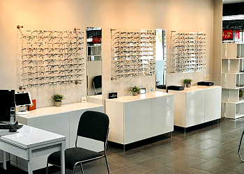 3 Best Eye Doctors in Miami, FL - Expert Recommendations