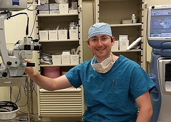 3 Best Eye Doctors in Albany, NY - ThreeBestRated