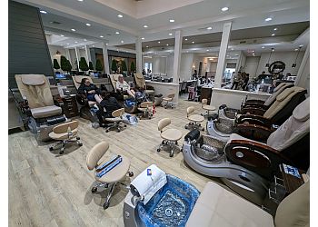 3 Best Nail Salons in Cincinnati, OH - ThreeBestRated