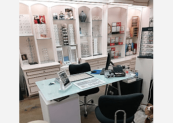 3 Best Pediatric Optometrists in Santa Clarita, CA - ThreeBestRated