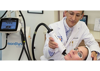 3 Best Plastic Surgeon in Cincinnati, OH - Expert Recommendations