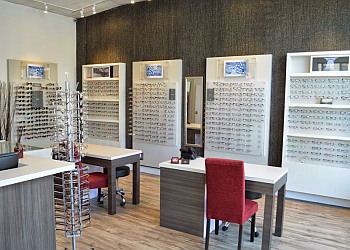 3 Best Eye Doctors in New York, NY - Expert Recommendations