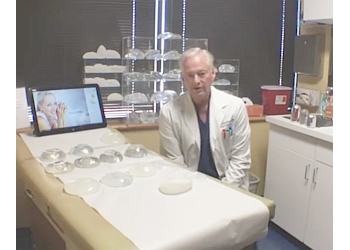 3 Best Plastic Surgeon in Kansas City, MO - Expert Recommendations