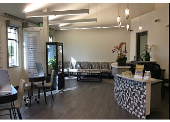 3 Best Eye Doctors in Glendale, AZ - ThreeBestRated