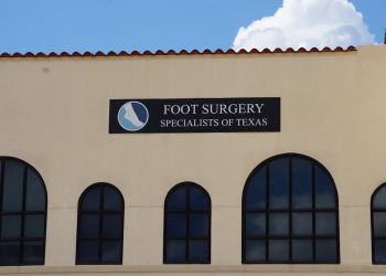 3 Best Podiatrists in Houston, TX - ThreeBestRated