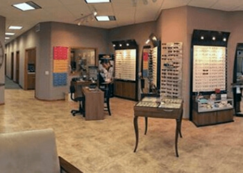 3 Best Eye Doctors in Rochester, MN - Expert Recommendations