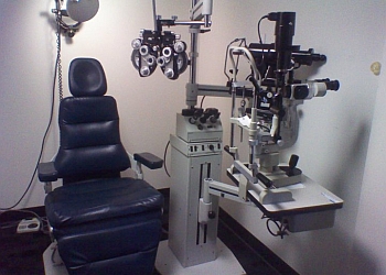 3 Best Eye Doctors in Buffalo, NY - Expert Recommendations