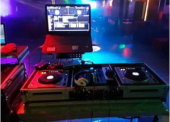 3 Best Night Clubs in Visalia, CA - Expert Recommendations