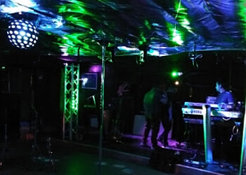 3 Best Night Clubs in Visalia, CA - Expert Recommendations