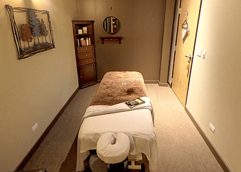 3 Best Massage Therapy in Elgin, IL - ThreeBestRated