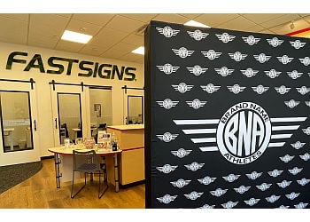 3 Best Sign Companies in Orlando, FL - ThreeBestRated